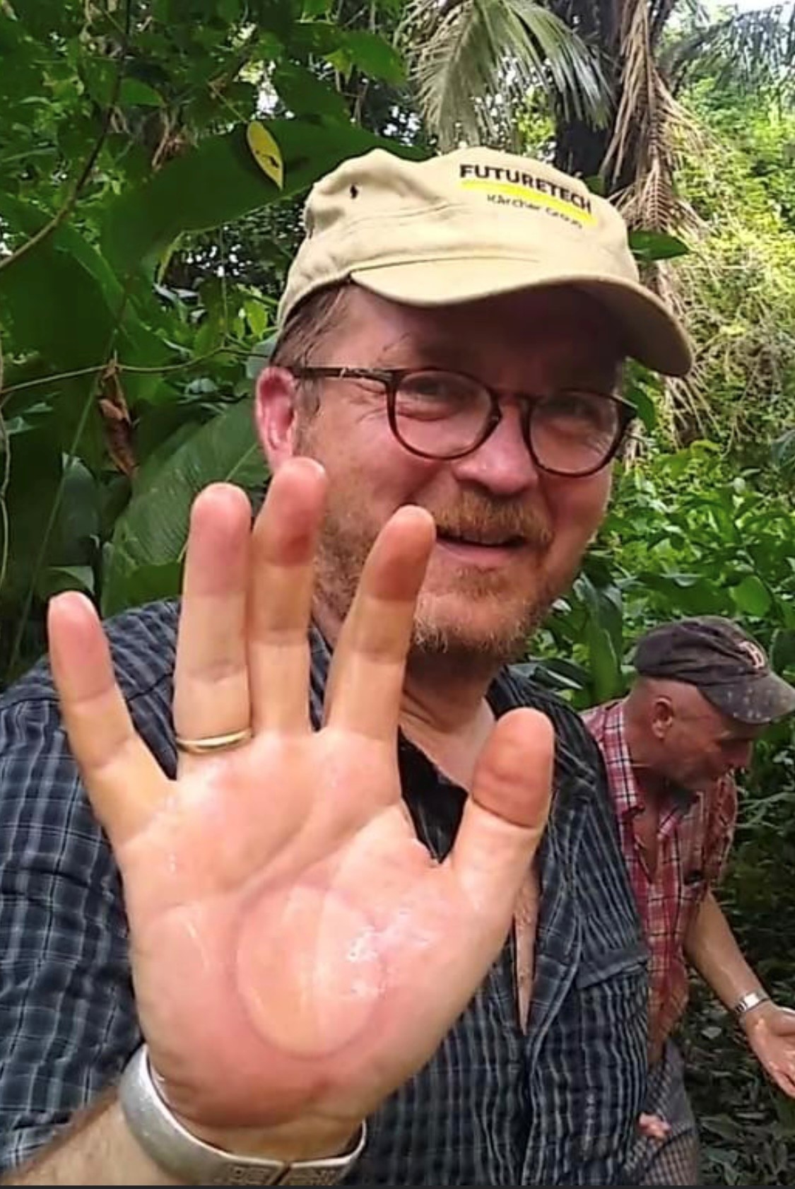 „Wir sind keine Helden, wir wollen einfach helfen.“ – WIT-Interview mit ...